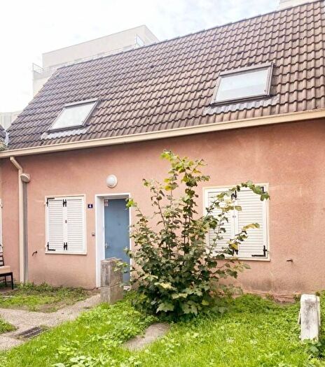 Appartement à louer - Le Saule Blanc, Bondy - 3 pièces - 2 chambres
