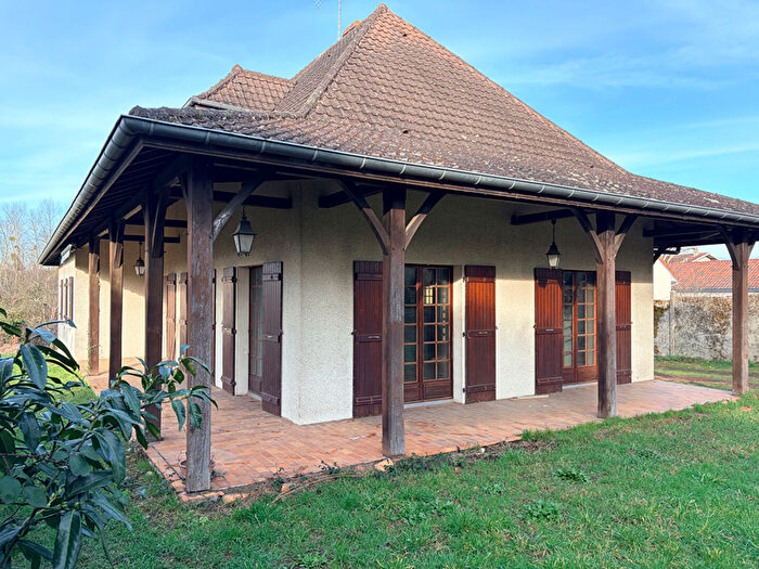 Maison à vendre - Louhans - 5 pièces - 4 chambres