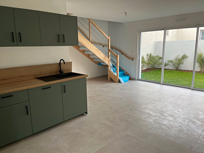 Maison à louer - Bouguenais, Les Couëts - 4 pièces - 3 chambres