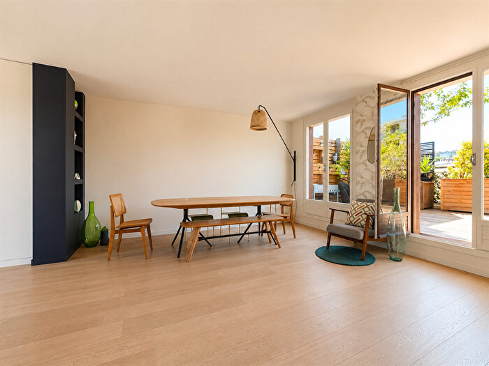 Appartement 3 pièces à vendre - Puteaux, Centre-ville