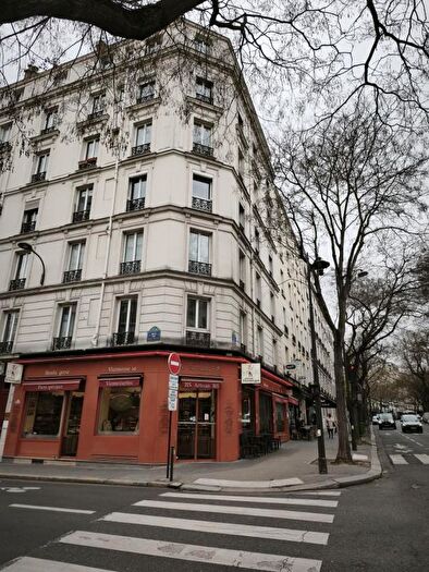 Appartement à louer - Paris e , Gambetta - 3 pièces - 2 chambres