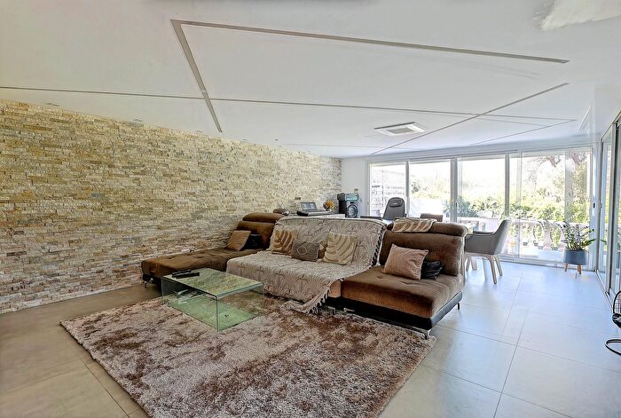 Antibes, Rastines, Super Antibes, Laval, La Fontonne : Maison 5 pièces à vendre