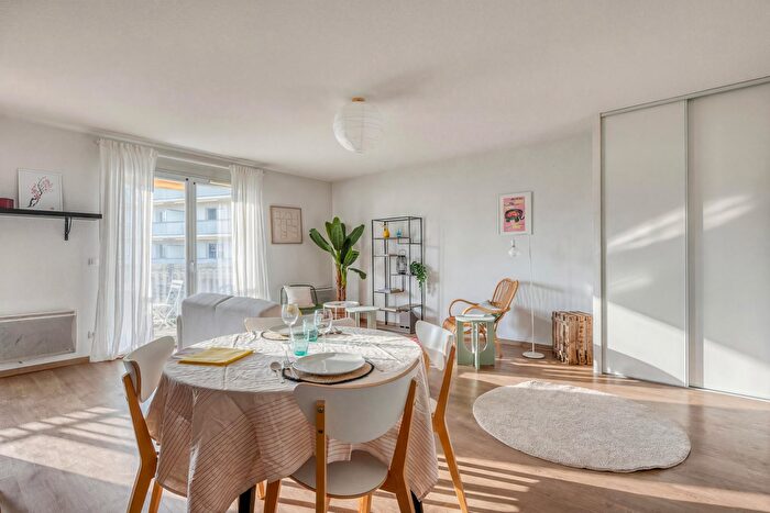 Appartement à vendre - Bègles, Terres Neuves - 3 pièces - 2 chambres