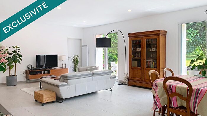 Maison à vendre - Castelnau-de-Médoc - 5 pièces - 4 chambres