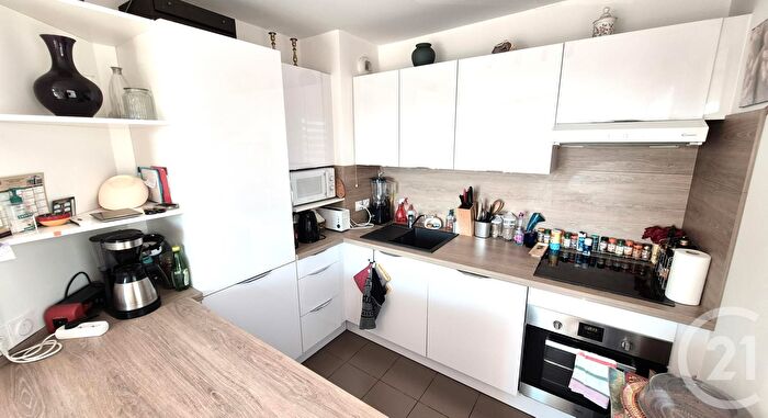 Appartement à vendre - Créteil, Côte dOr, Sarrazins - 3 pièces - 2 chambres