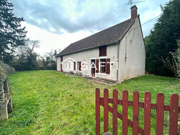 Maison à vendre - Saint-Denis-de-Jouhet - 4 pièces - 3 chambres