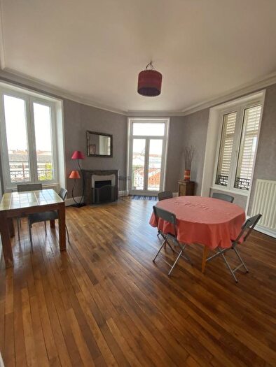 Appartement 3 pièces à louer à Nancy, Centre-ville, Charles III