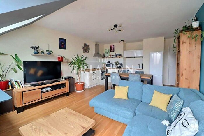 Appartement à vendre - Neauphle-le-Château - 4 pièces - 3 chambres