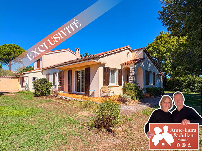 Maison à vendre - Pélissanne - 5 pièces - 4 chambres