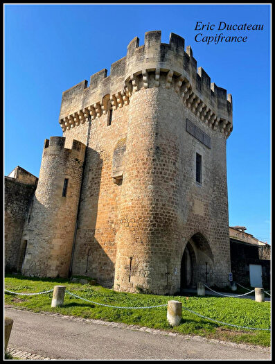 Maison à vendre - Rions - 6 pièces - 4 chambres