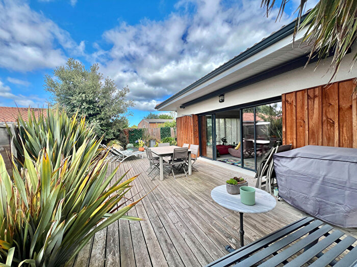 Maison à vendre - Audenge - 6 pièces - 4 chambres