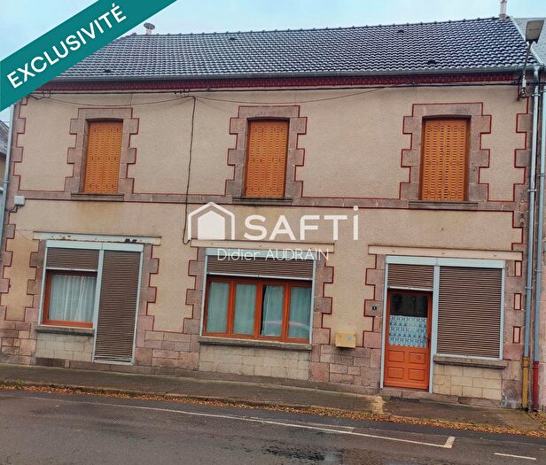 Maison à vendre - Treignat - 8 pièces - 5 chambres