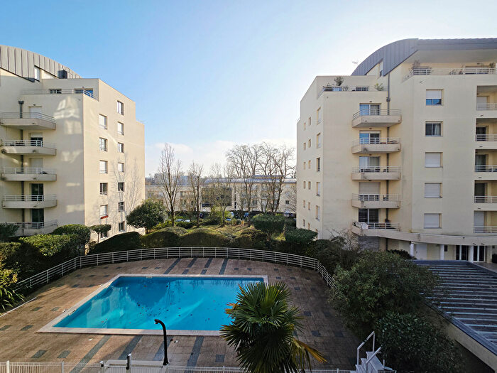 Appartement à vendre - Mérignac, Saint-Augustin - 4 pièces - 3 chambres