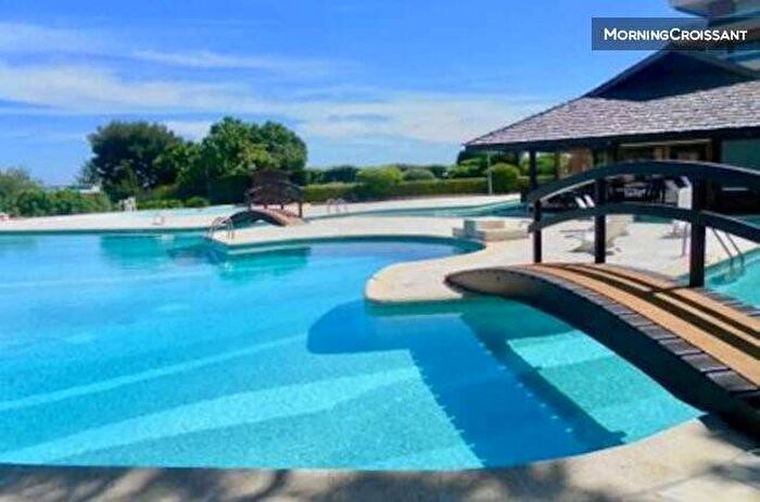 Appartement à louer - Haut Lanterne, Nice - 3 pièces - 2 chambres