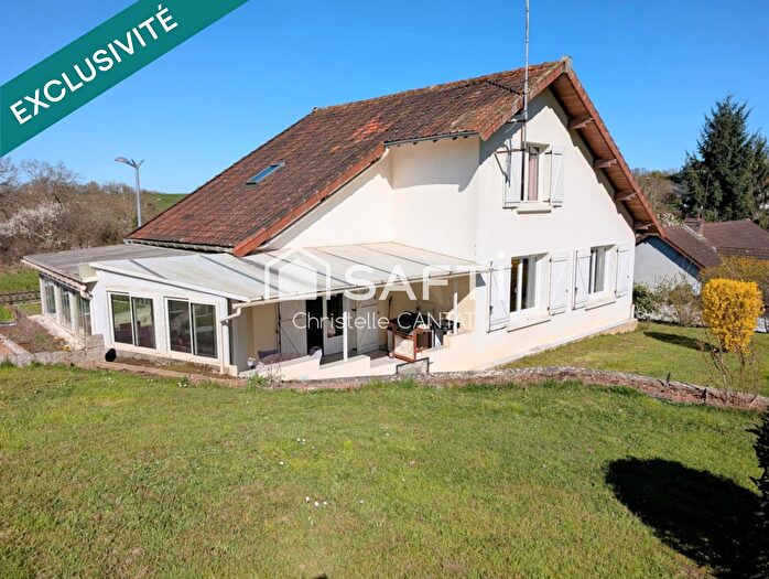 Maison à vendre - Néris-les-Bains - 4 pièces - 3 chambres