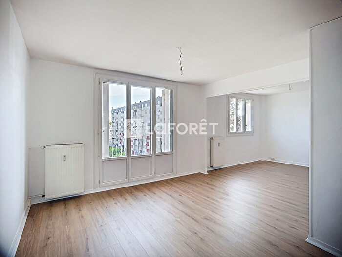 Appartement à louer - Limoges, Aurence, Corgnac, Cité universitaire, Beaublanc - 4 pièces - 2 chambres