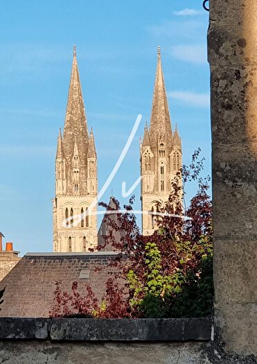 Maison 8 pièces à vendre à Caen