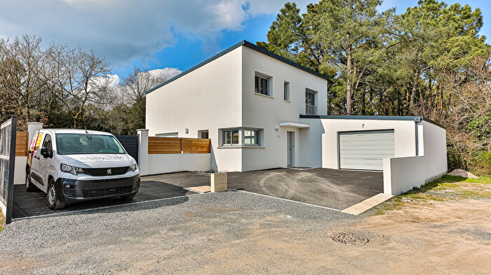 Maison à vendre - Saint-Hilaire-de-Riez, Fradinière, Pissot - 5 pièces - 4 chambres