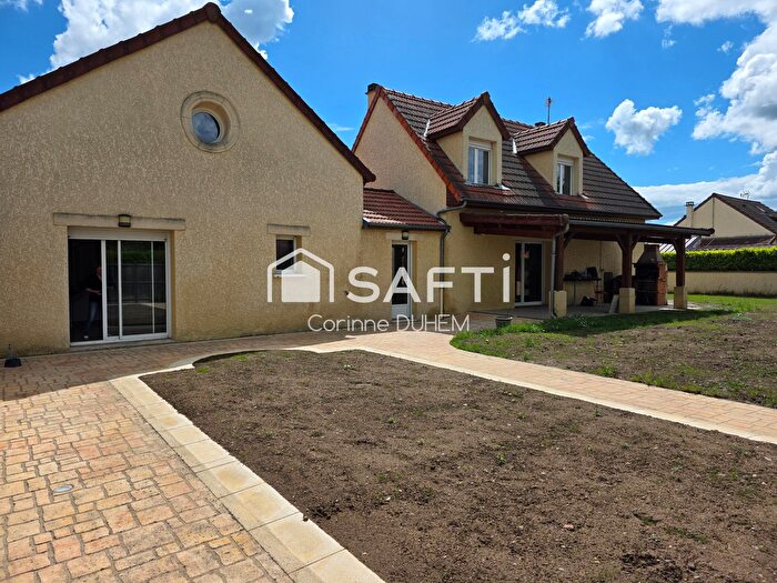 Maison 7 pièces à vendre à Bellerive-sur-Allier