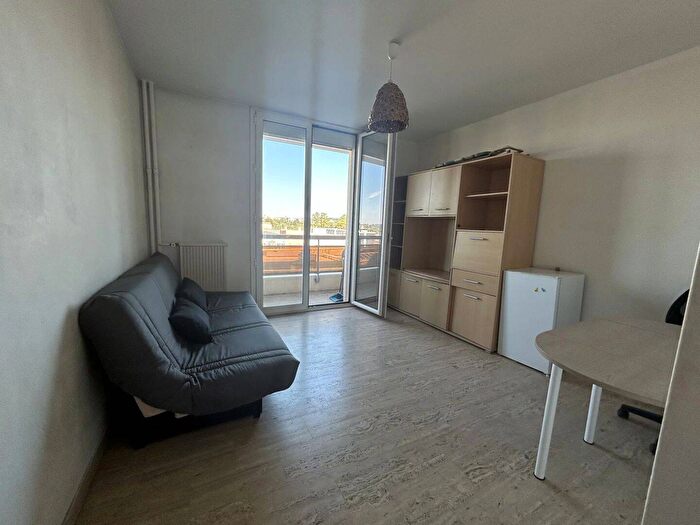 Appartement 1 pièce à Encagnane, Aix-en-Provence, à louer