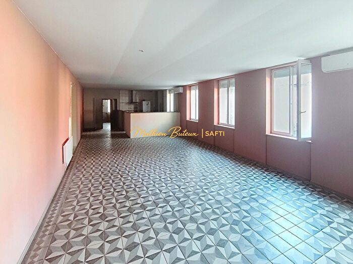 Crécy-en-Ponthieu - Maison 8 pièces à vendre