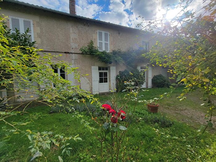 Maison à vendre - Persac - 6 pièces - 4 chambres