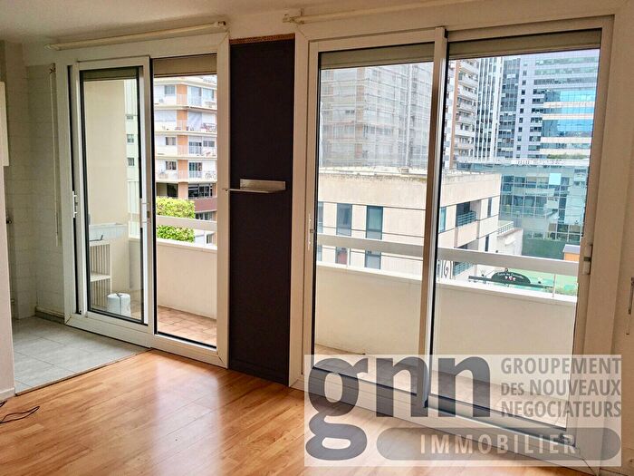 Appartement à louer - Front de Seine-Bellini, Puteaux - 1 pièce