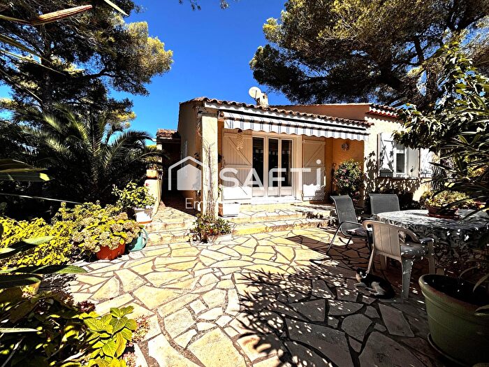 Maison 4 pièces à vendre - Saint-Raphaël, Santa-Lucia