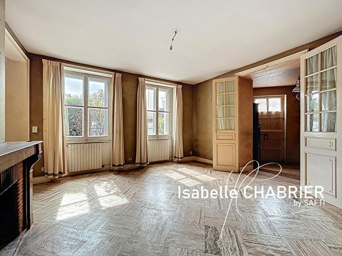 Durtal - Maison 7 pièces à vendre