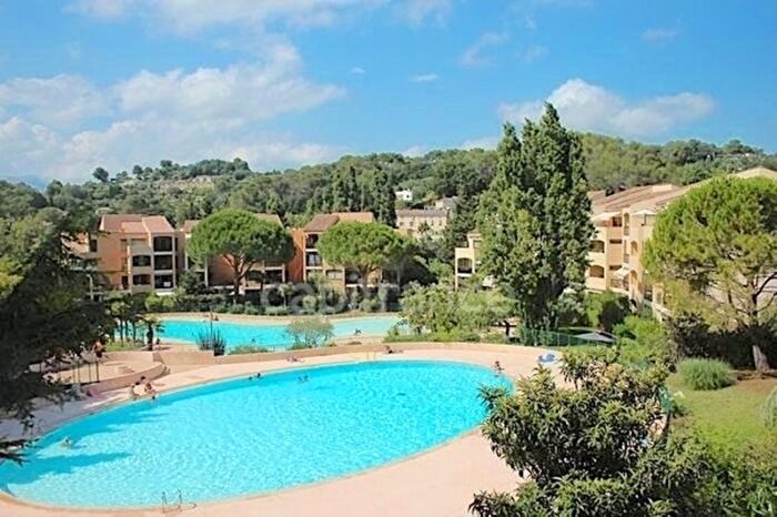 Appartement à vendre - Mougins, Centre-ville, Village, Tournamy, Le Val de Mougins - 3 pièces - 2 chambres