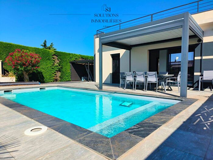 Maison 5 pièces à louer - Saint-Cyr-sur-le-Rhône