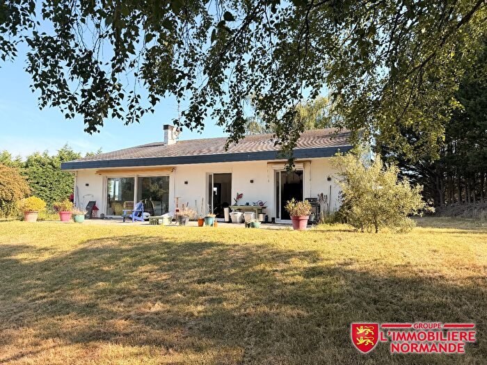 Maison 5 pièces à Saint-Aquilin-de-Pacy, à vendre