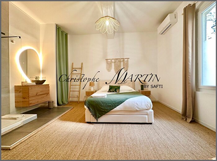 Appartement 4 pièces à Avignon, Palais des Papes, Zone Piétonne, à vendre