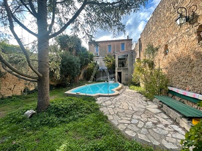 Maisons à vendre et appartements à louer - 1