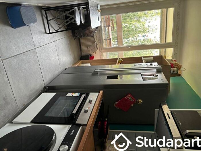 Appartement à louer - Péri-Langevin-Stalingrad-Politzer, Saint-Denis - 1 pièce - 1 chambre