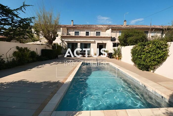 Maison à vendre - Salon-de-Provence, Morgan, Gare - 7 pièces - 4 chambres