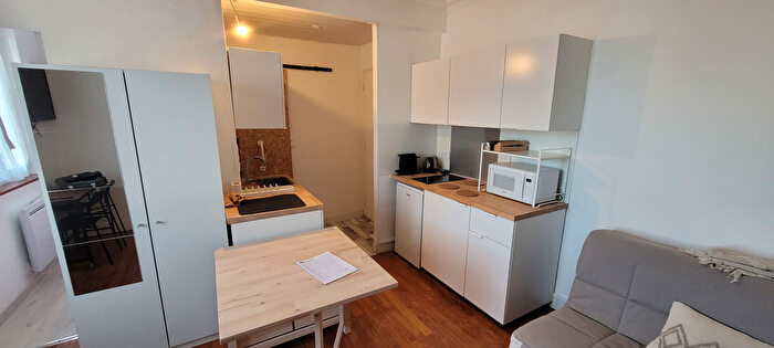 Appartement à louer - Grenoble, Eaux-Claires, Mistral - 1 pièce - 1 chambre