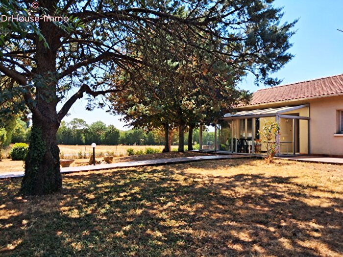 Maison 5 pièces à vendre à Coulon