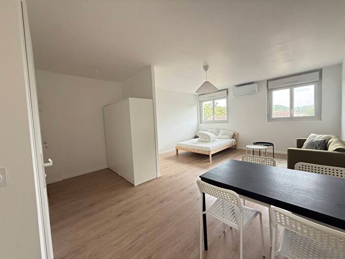 La Bastide, Bordeaux : Appartement 1 pièce à louer