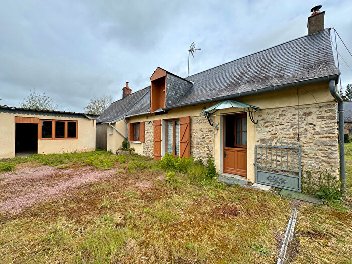 Morannes - Maison 2 pièces à vendre