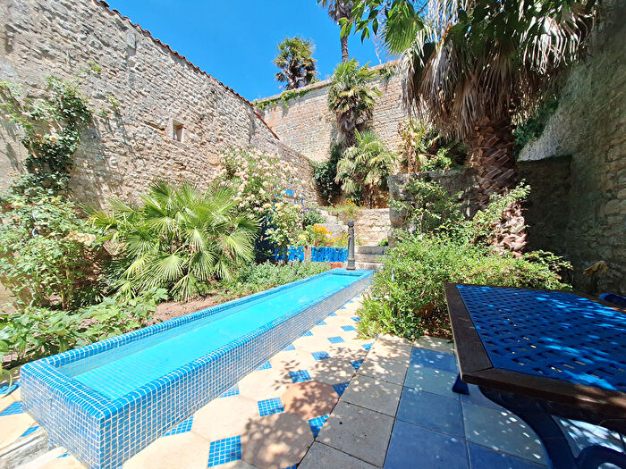 Maison 5 pièces à Tonnay-Charente, à vendre