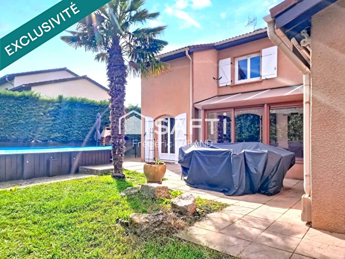 Maison à vendre - Corbas - 7 pièces - 5 chambres