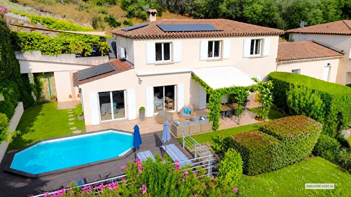 Maison 5 pièces à Mandelieu-la-Napoule, Capitou, à vendre