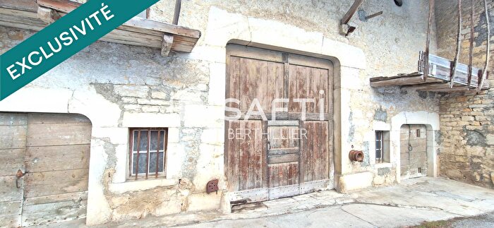 Maison à vendre - Nurieux-Volognat - 10 pièces - 6 chambres