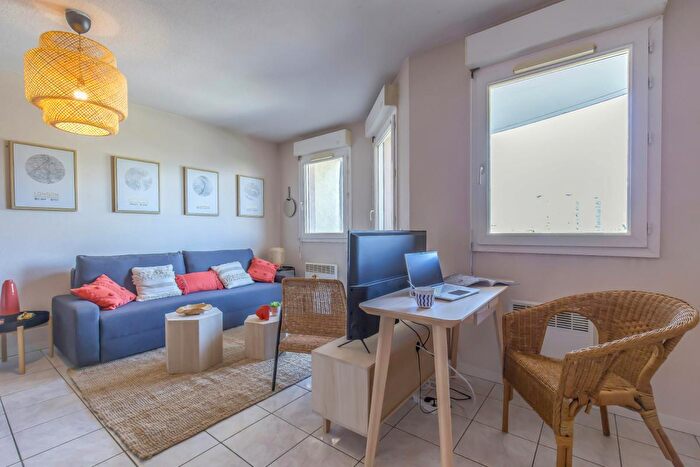 Appartement à louer - Grenoble, Alliés, Alpins - 1 pièce