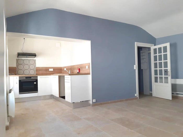 Appartement 3 pièces à Centre Ville Nord, Tarascon, à louer