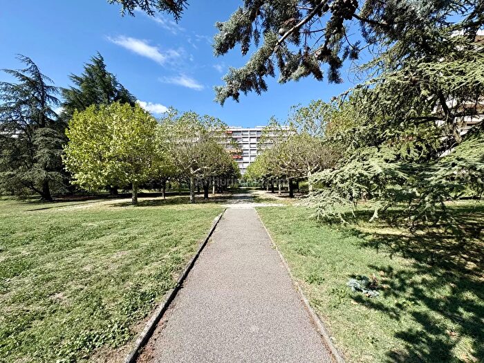Échirolles, Bayard, La Luire, Vicose, Comboire : Appartement 5 pièces à vendre