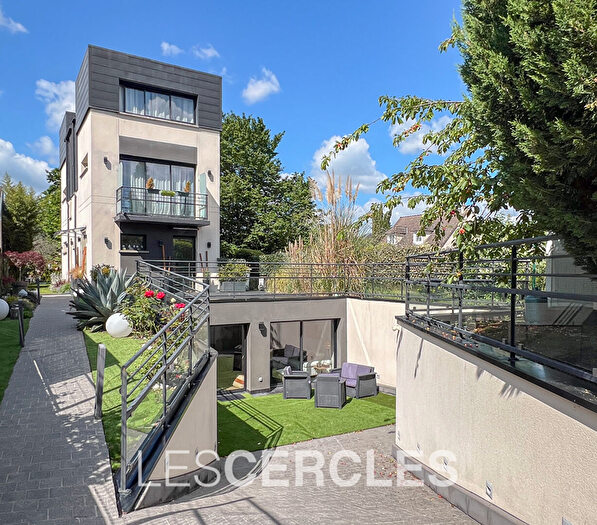 Maison 7 pièces à vendre - Chatou, Ouest
