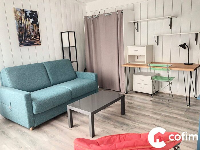 Centre Ville, Pau - Appartement 1 pièce à louer