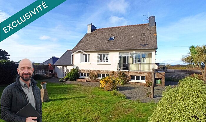 Maison à vendre - Trévou-Tréguignec - 8 pièces - 6 chambres